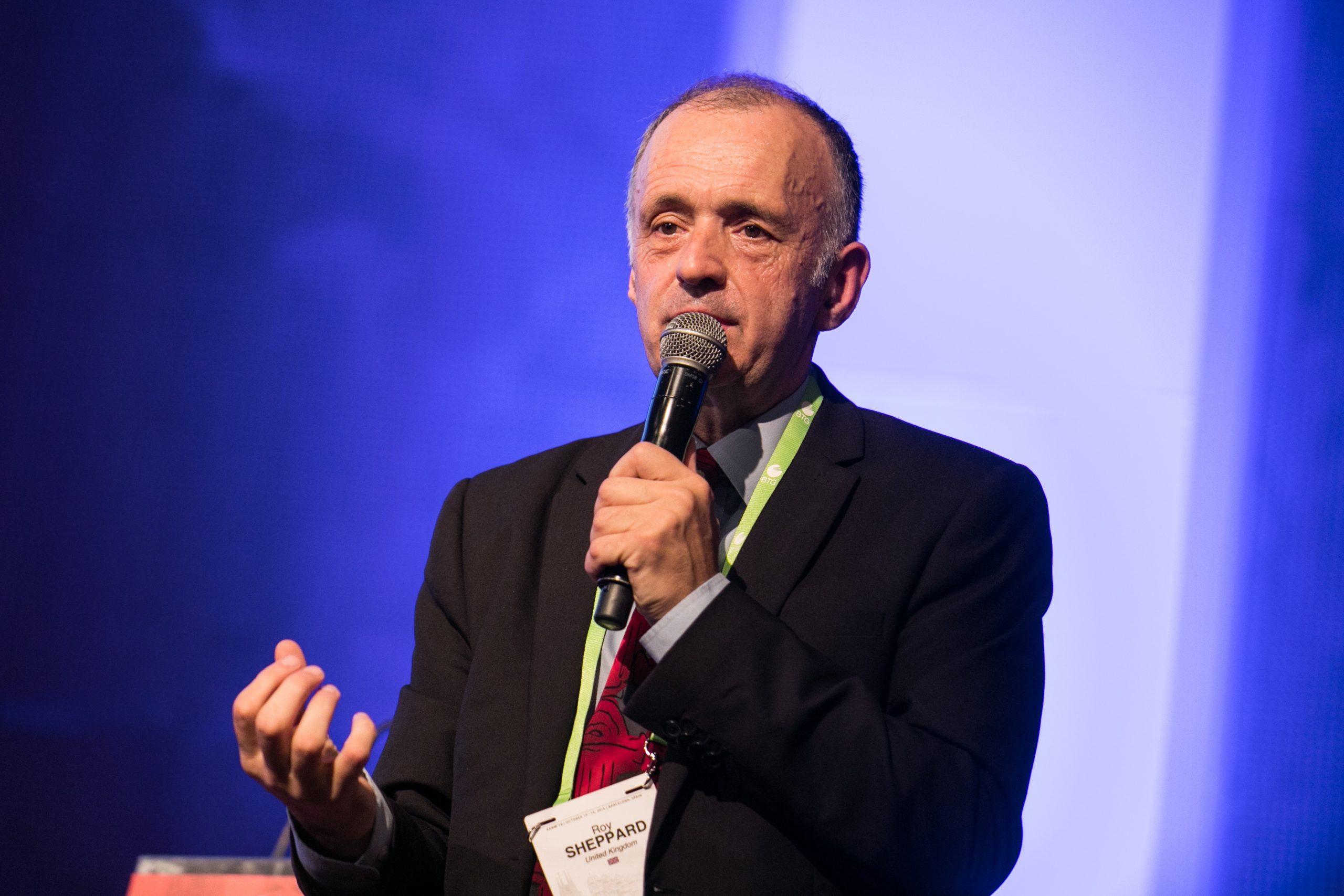 Virtual Presenter, Online Broadcasting, Moderator, Communication Coach ...